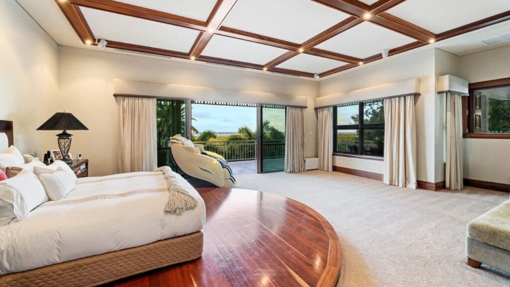 QLD House Sold For Record Price | Real Estate News